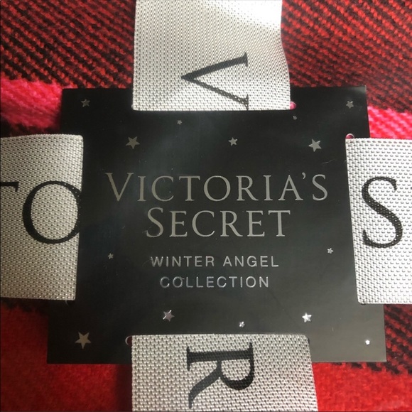 Victoria's Secret | Accessories | Nwt Victoria Secret Winter Angel ...